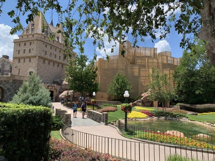 Why Does Walt Disney World Smell Good? | ParkVeteran