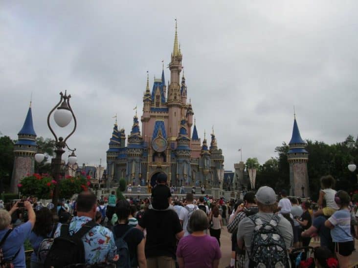 15 Tips To Save Money at Disney World | ParkVeteran