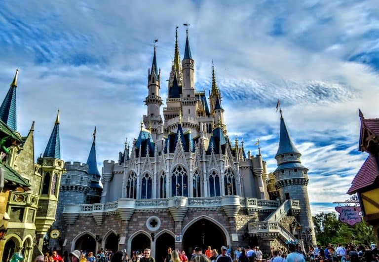How Busy Is Disney World Memorial Day Weekend? | ParkVeteran